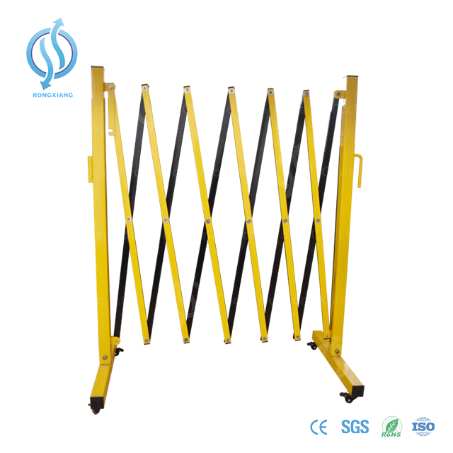 Metal Traffic Folding Barrier from China manufacturer - Rongxiang